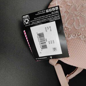 Maidenform | Intimates & Sleepwear | Nwt Maidenform Self Expressions ...